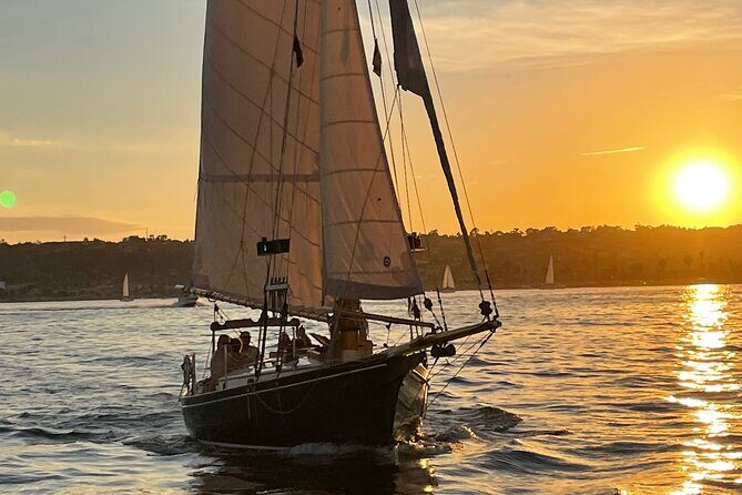 Enjoy An Unforgettable afternoon Aboard A Classic Sailing Yacht - The Experience: What You’ll Feel and See