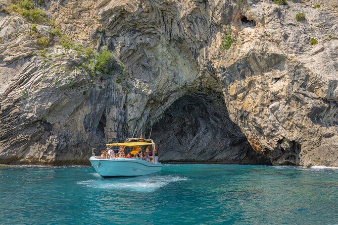 Enjoy crystal clear waters for 2 hours - Activities on offer: paddleboarding and snorkeling