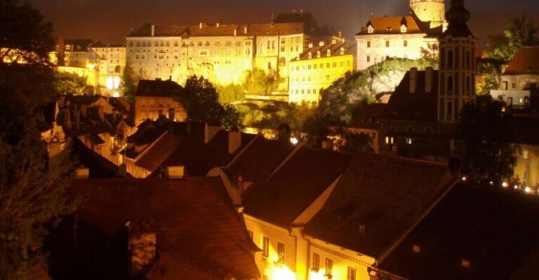 eský Krumlov: Night Walking Tour with a Professional Guide - What to Expect During the Tour