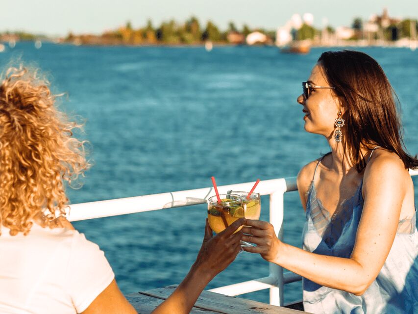 Espoo: Archipelago Sightseeing Cruise - Food, Drinks, and Extras