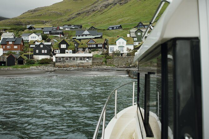Exclusive 1,5 Hour Drangarnir Boat Tour - The Itinerary in Detail