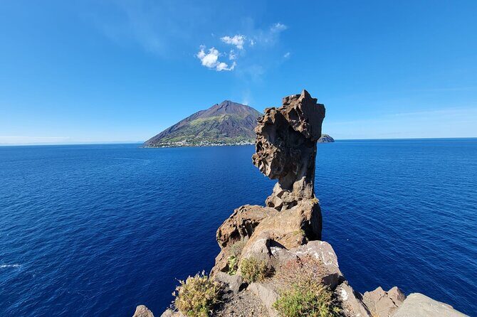 Exclusive tour of Stromboli island, Boat tour with Pasqualo - Stop 2: Stromboli Volcano & Sciara del Fuoco
