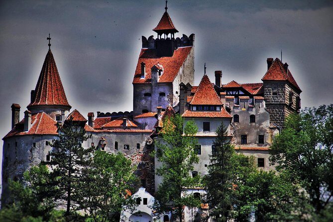 Explore Romania - 14 Days Private Guided Tour - What Makes This Tour Stand Out?
