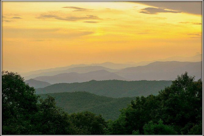 Fall Color Tour in the Smoky Mountains - An Honest Look at the Full Experience