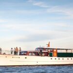 Fall Foliage Cruise on Yacht Full Moon from Chelsea Piers - Is It Worth the Price?