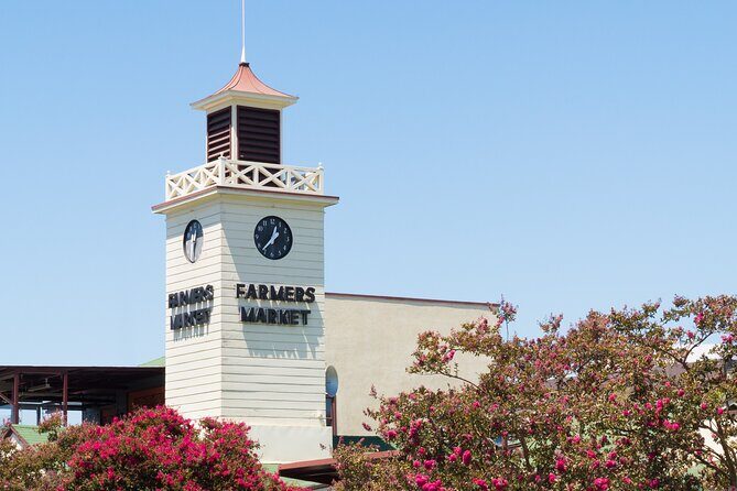 Festive Los Angeles: A Christmas Walking Tour - An In-Depth Look at the Tour Experience