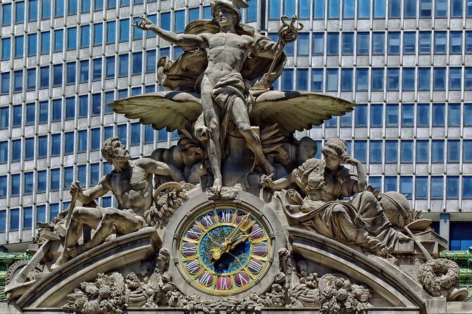 Fifth Avenue Unveiled: Luxury, History & Icons Walking tour - The Itinerary Breakdown