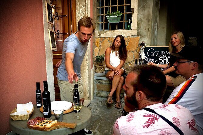 Food & Wine -> Gourmet tour in Piran - How the Experience Feels