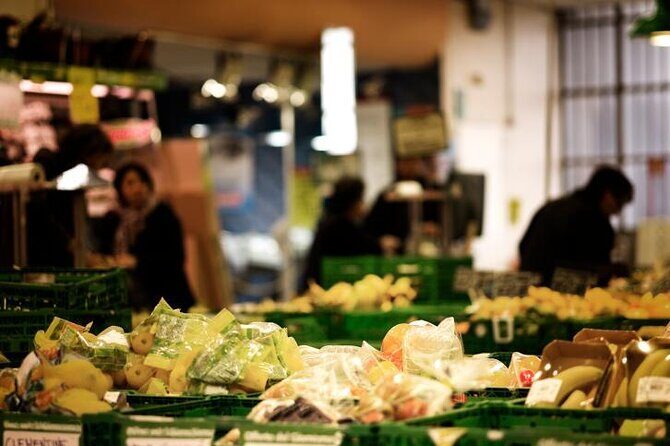 Foods of NY Tours Chelsea Market Food Tour & High Line Park - Artisanal Foods and Local Stories
