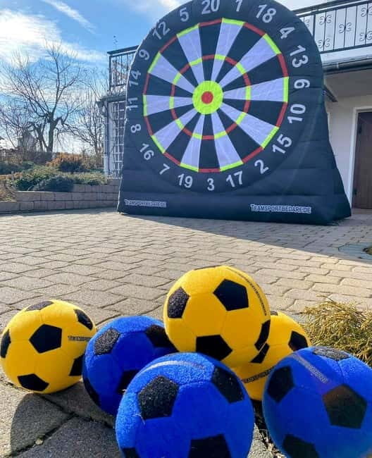 Football darts in Leipzig  the perfect fun for young and old alike. - Who Should Consider This Tour?
