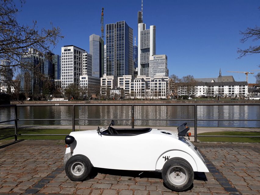 Frankfurt: Hotrod Sightseeing Tour - Why It’s Worth the Price