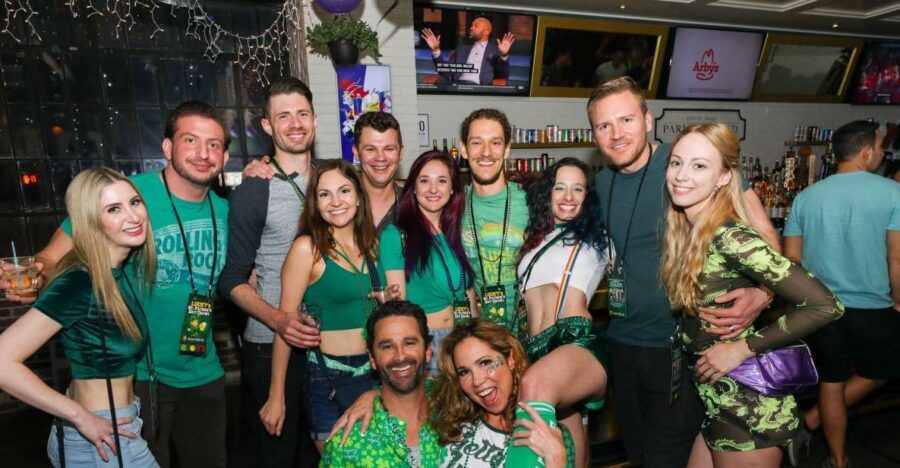 Fremont Street-Old Vegas Bar Crawl - Who Should Sign Up?