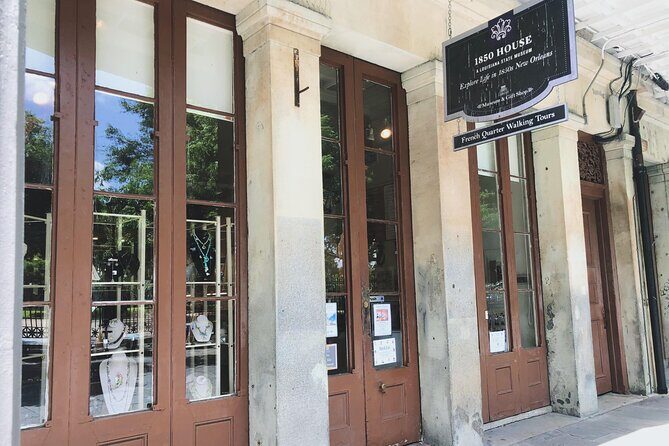 French Quarter Walking Tour With Comp 1850 House Museum Admission - The Itinerary: What You’ll See & Do