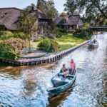 From Amsterdam: Explore Giethoorn Private Guided Tour by Car - Breaking Down the Itinerary