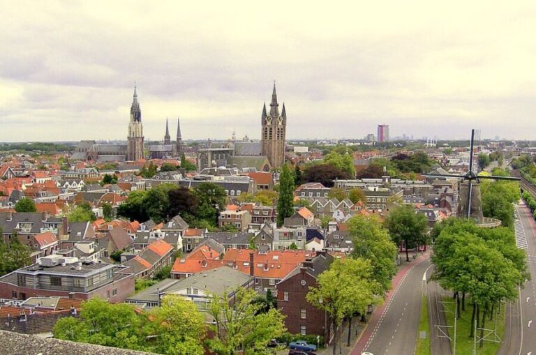 From Amsterdam: Private Day Trip to Delft and The Hague - An In-Depth Look at the Experience