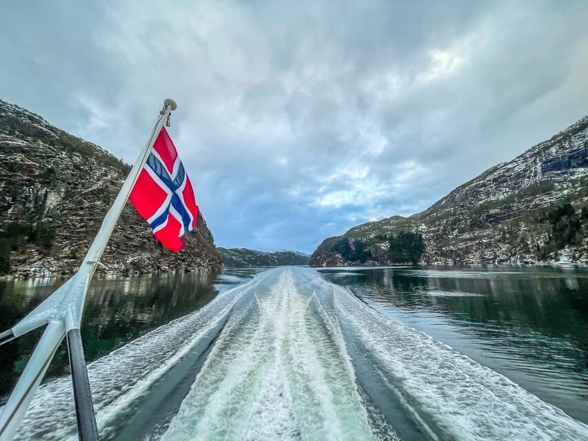 From Bergen: The Original Fjord Cruise to Mostraumen - The Itinerary in Detail