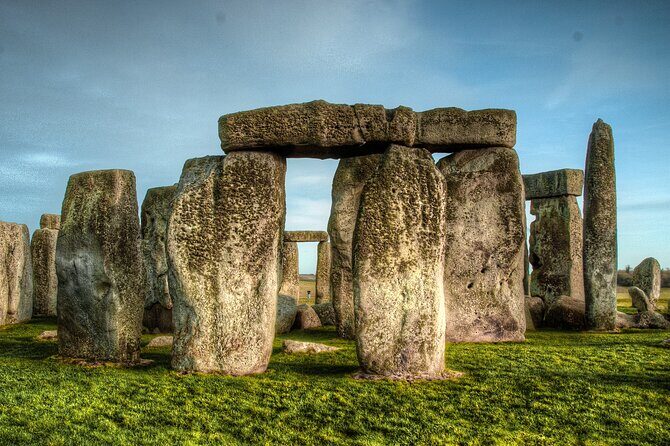 From Birmingham Stonehenge and Bath Day Tour - Transport and Comfort
