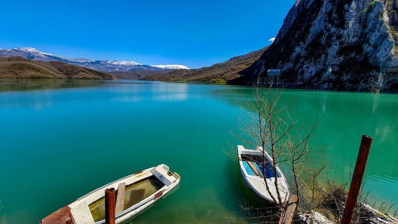 From Durres: Sunset Tour Bovilla Lake & Gamti Mountain - The joys of the guide-led experience