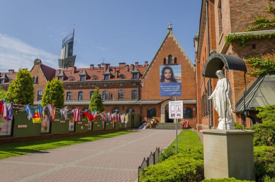 From Krakow: Wadowice & Sanctuary of Divine Mercy Tour - Insights from Reviews and Real Travelers