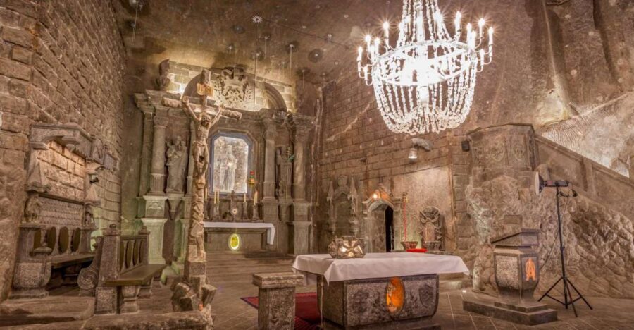 From Kraków: Wieliczka Salt Mine Guided Tour - The Ride and Group Experience