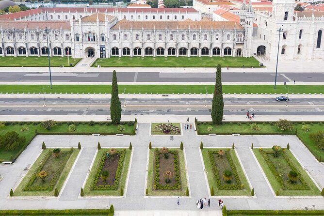 From Lisbon: Private Full Day Tour, Lisbon & Sintra - Who Should Consider This Tour?