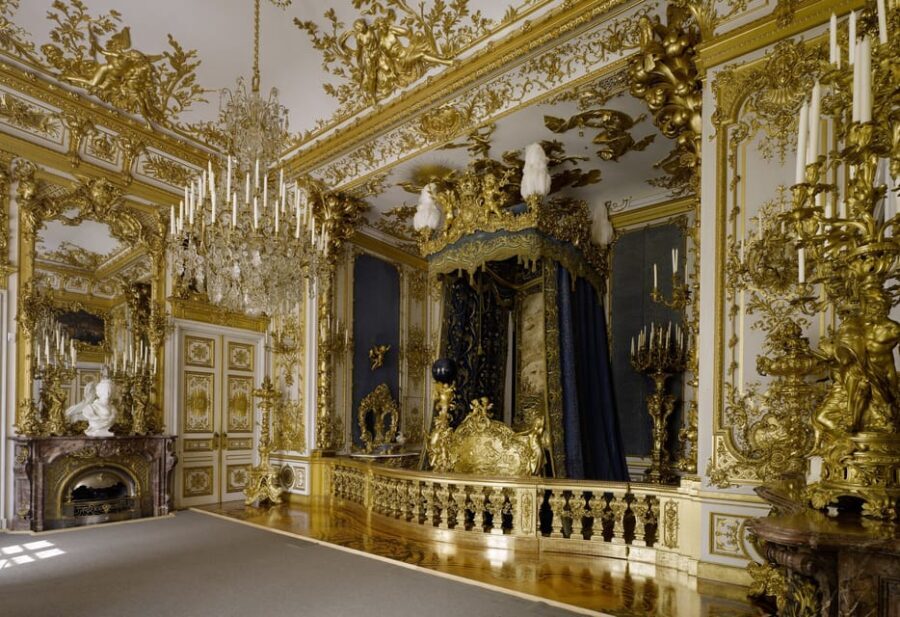 From Munich: Herrenchiemsee Palace and Boat Trip Day-Tour - Practical Details & Considerations