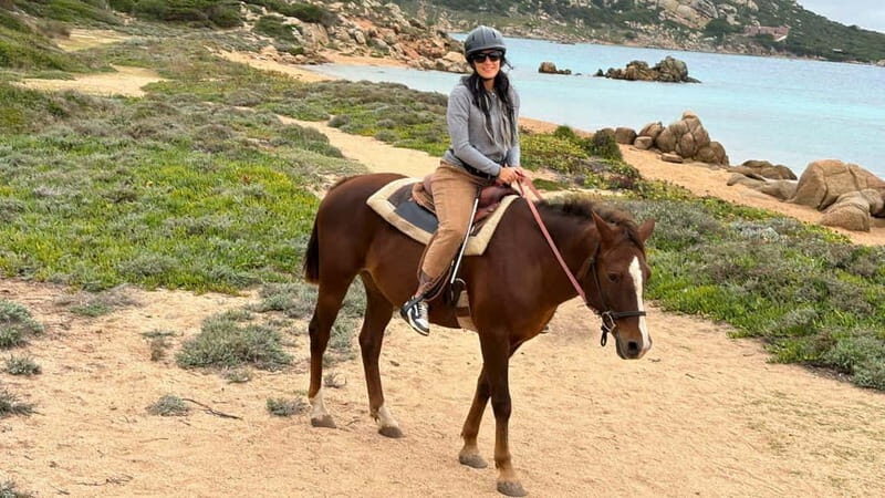 From Palau: minibus tour and horseback ride in La Maddalena - Who Should Consider This Tour?
