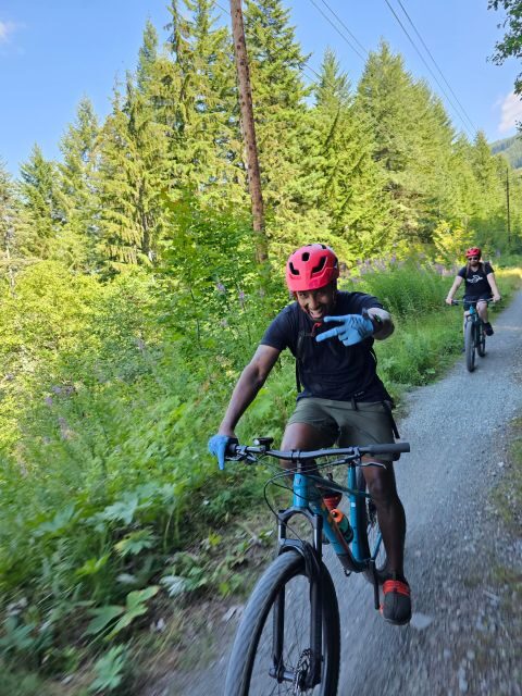 From Seattle: Snoqualmie Tunnel Scenic Bike Tour - The Itinerary in Detail