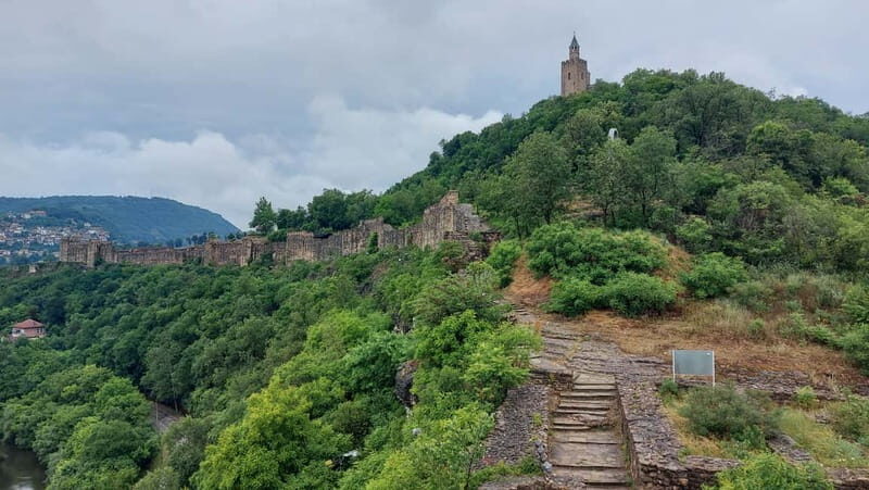 From Sofia: Veliko Tarnovo and Arbanasi Tour with Transfer - What Makes This Tour Stand Out