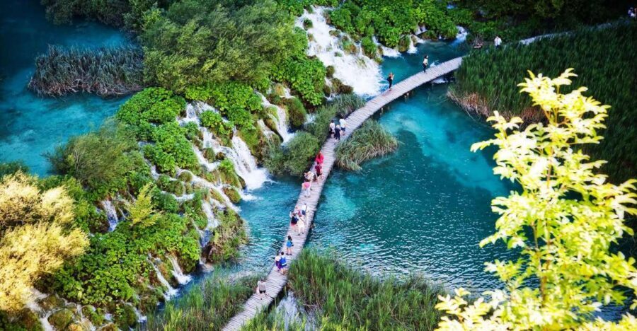 From Split/Trogir: Plitvice Lakes Guided Group Tour - Itinerary Breakdown in Detail