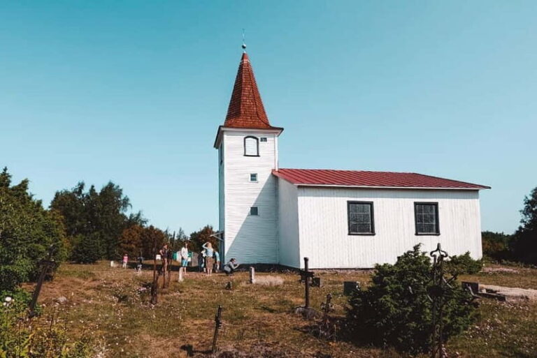 From Tallinn: Prangli Island Hiking and Sauna Tour - Transport, Duration, and Practical Tips