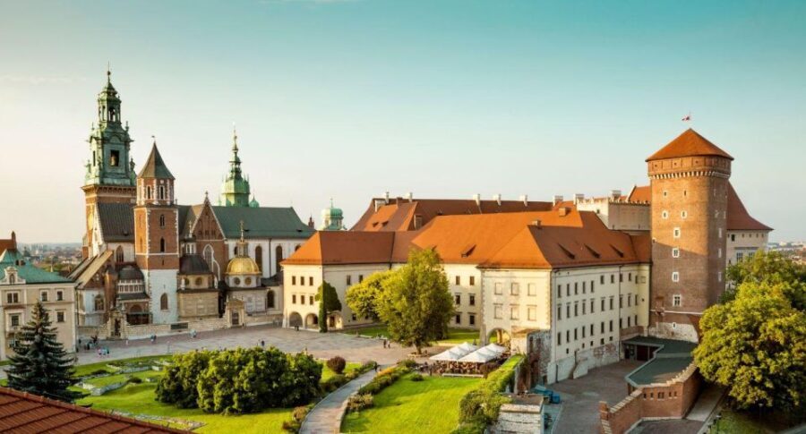 From Warsaw: Guided Tour to Auschwitz-Birkenau and Krakow - Detailed Breakdown of the Experience