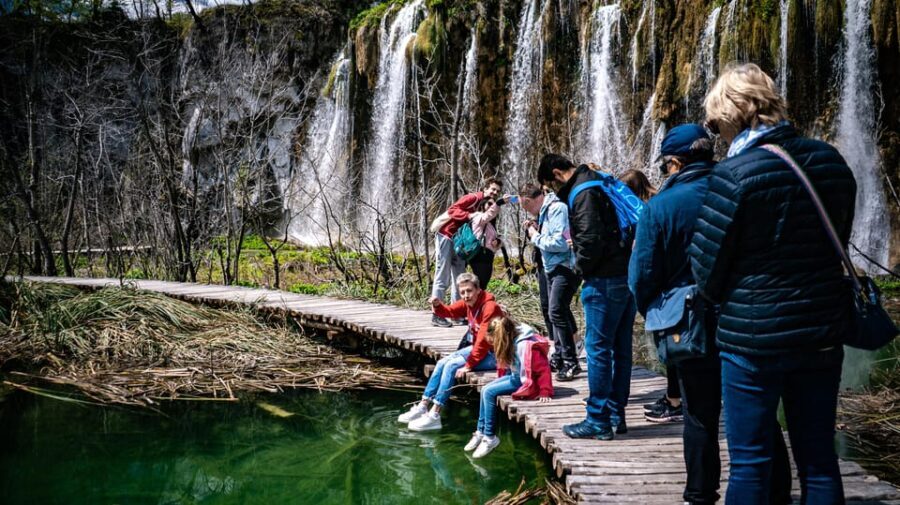 From Zagreb: Plitvice Lakes National Park Full-Day Tour - Deep Dive into What’s Included and What to Budget For