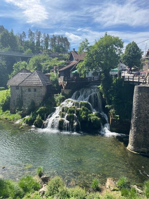 From Zagreb: Rastoke and Plitvice Guided Trip with Ticket - The Practicalities: Transportation, Timing, and Group Size