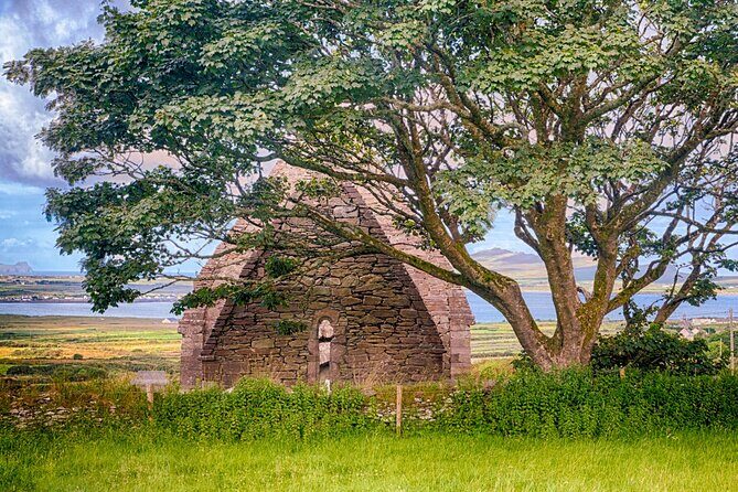 Full Day Private Cultural Tour in Dingle Peninsula - Transportation and Duration: Comfort and Flexibility