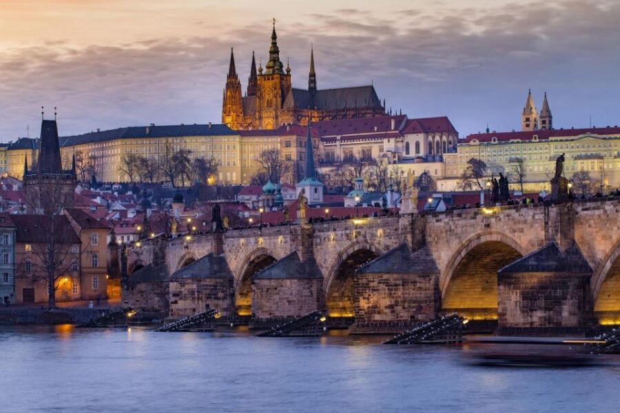 Full-Day Private Tour to Prague from Vienna - Detailed Itinerary Breakdown