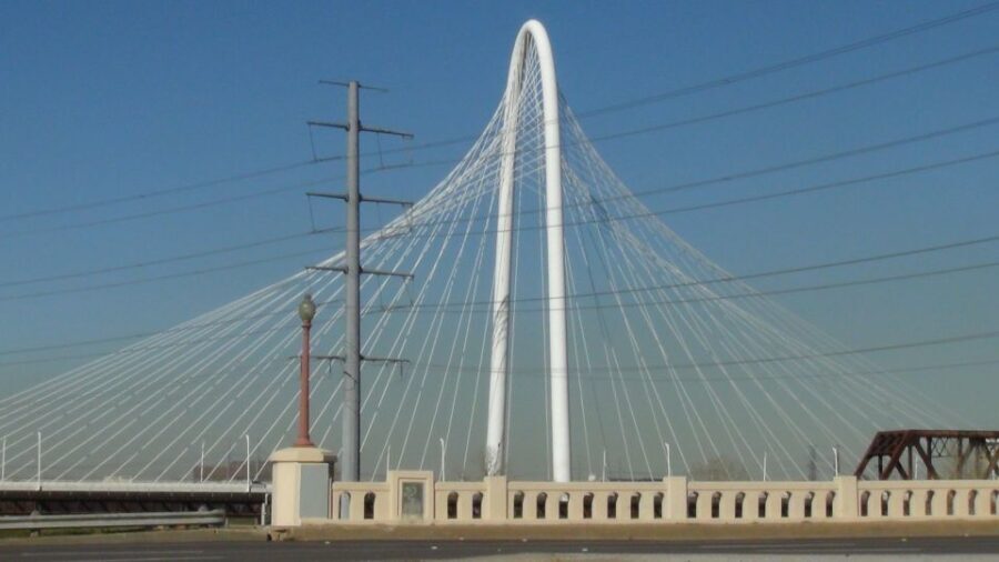 Full-Day Small-Group Tour of Dallas & the JFK Assassination - The Art and Culture Scene