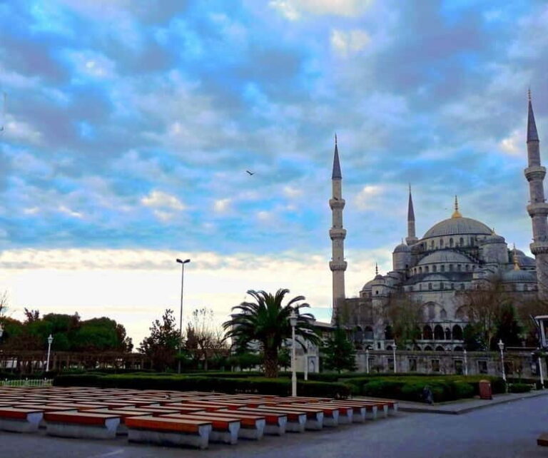 Full-Day Tour of Islamic Istanbul - Why This Tour Works