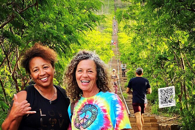 Full Day Tour to Discover the Journey of Obama in Hawaii - Authentic Experiences and Local Flavor