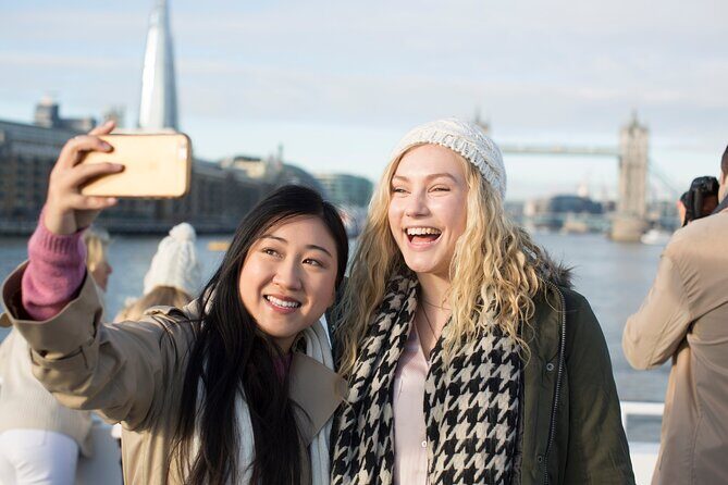 Fully Flexible Thames River Cruise - Commentary and Onboard Amenities