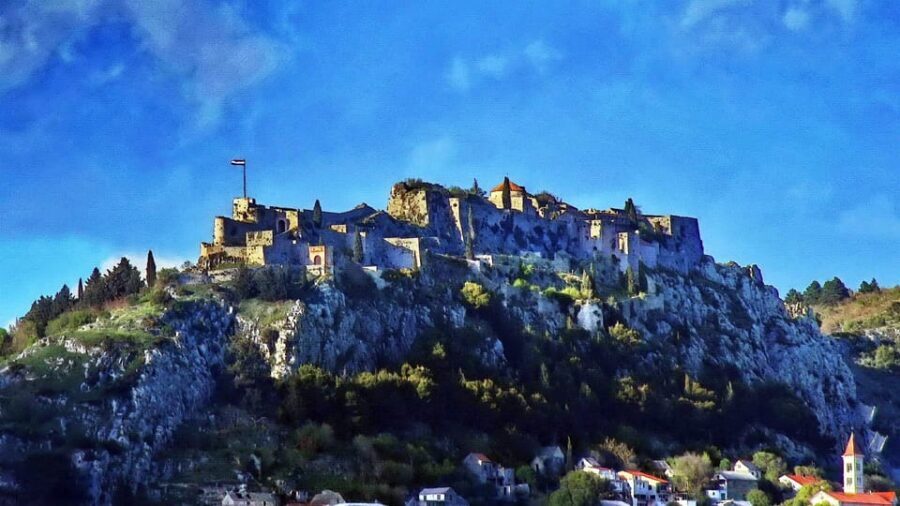Game of Thrones Klis Fortress + Ethno Village in 8 languages - Breaking Down the Stops: Why They Matter