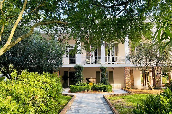Garden District Walking Tour - A Closer Look at the Itinerary