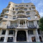 Gaudí and Barcelona Legends Walking Tour - Discovering Barcelona’s Architectural Marvels