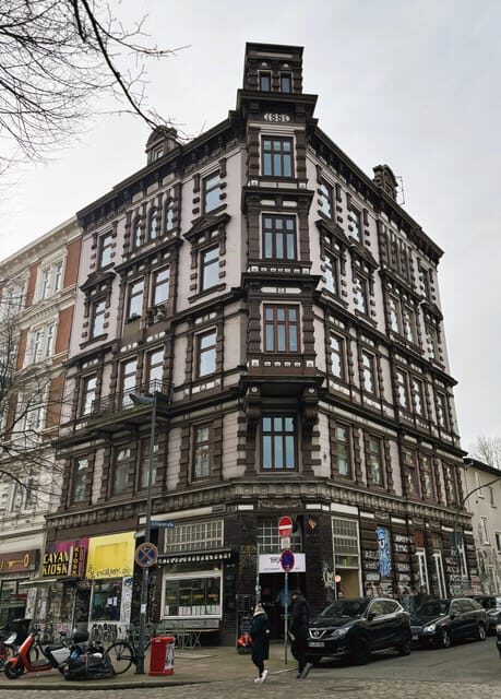 German guided insider tour of Hamburg's Schanzenviertel - Who Will Enjoy This Tour?