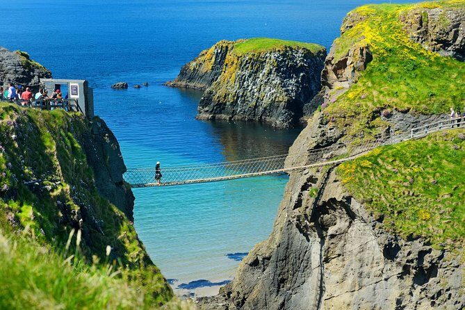 Giant's Causeway Custom Tailored Award Winning Private Tour. - Transportation & Timing