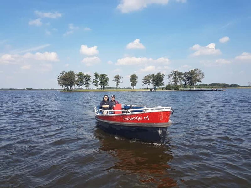 Giethoorn: Boat Rental 2,5 hour 1-8 persons - Is It Worth the Cost?
