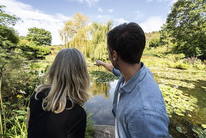 Giverny & Versailles Private Day Tour with Lunch from Paris - Practical Tips for Choosing This Tour