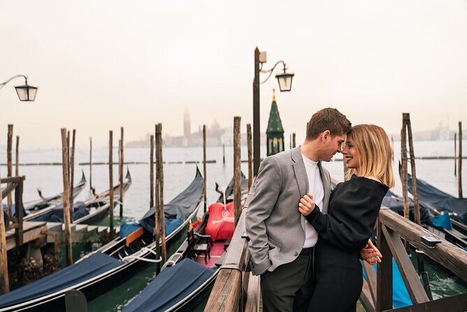 Glam photoshoot in hidden Venice! (up to 4) - The Photographers and Their Style