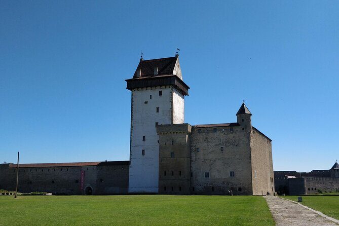 Go East  Private 1 Day Trip to Russian Border - Who Should Book This Tour?