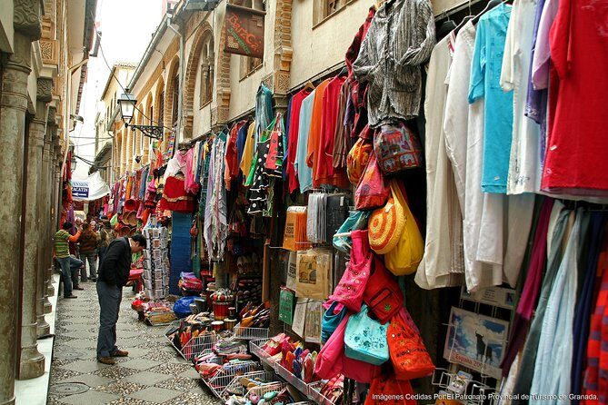 Granada and Albaicin: Wine and Tapas Tour - Who Should Book This Tour?